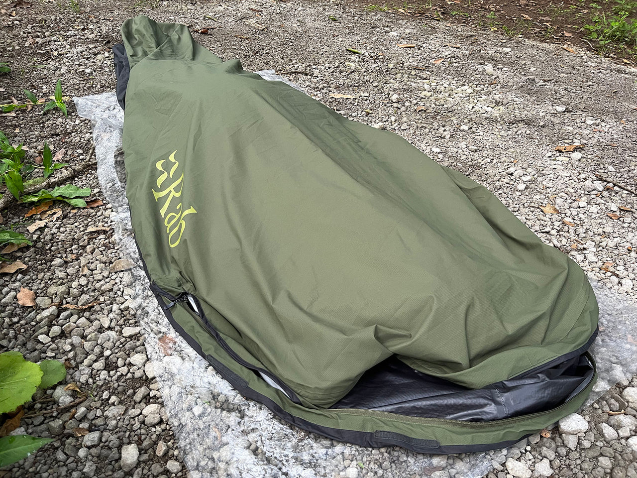 Rab "Alpine Bivi" – 瓦奇岳